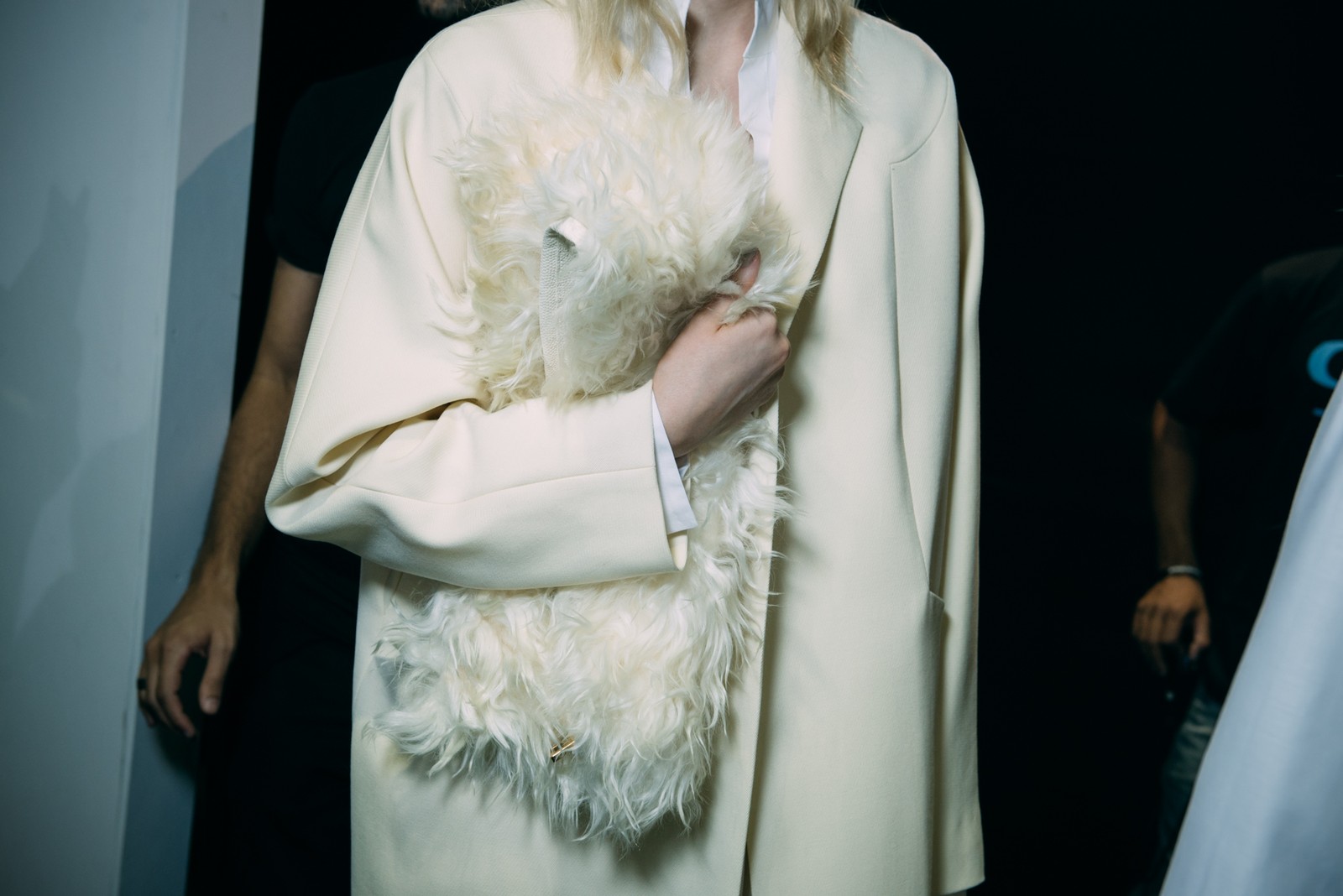 Go back: entre nos bastidores do inverno 2015 da Animale | Moda | Vogue