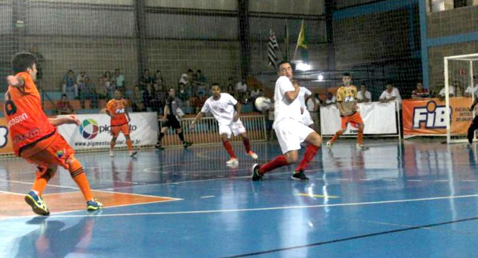 Retrospectiva 2015: relembre como foi o ano nas quadras da região de Bauru