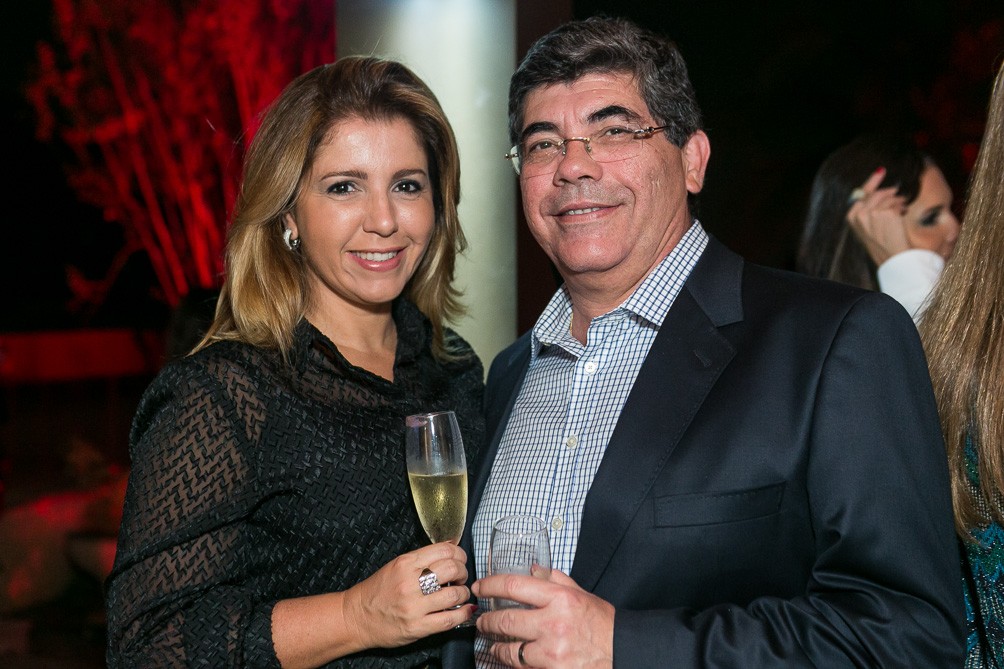 Cartier brinda o lançamento da linha que celebra os 100 anos da ...