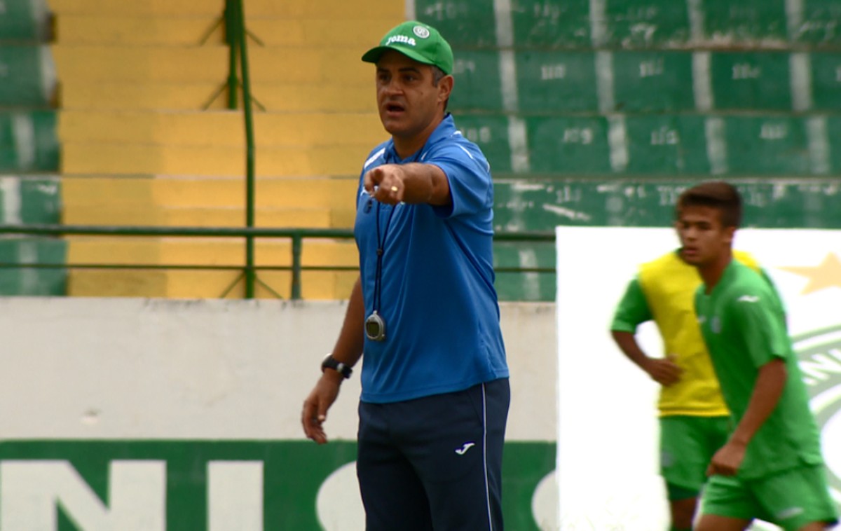 Prestes a estrear pelo Guarani, Chamusca iniciou trajetória no clube há ...
