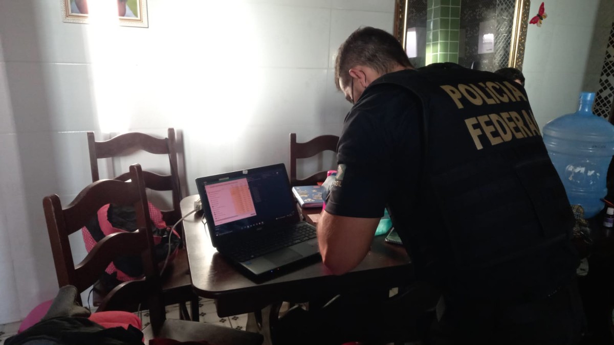 Operação Da Pf Cumpre Mandados Na Casa De Suspeito De Cometer Abuso E