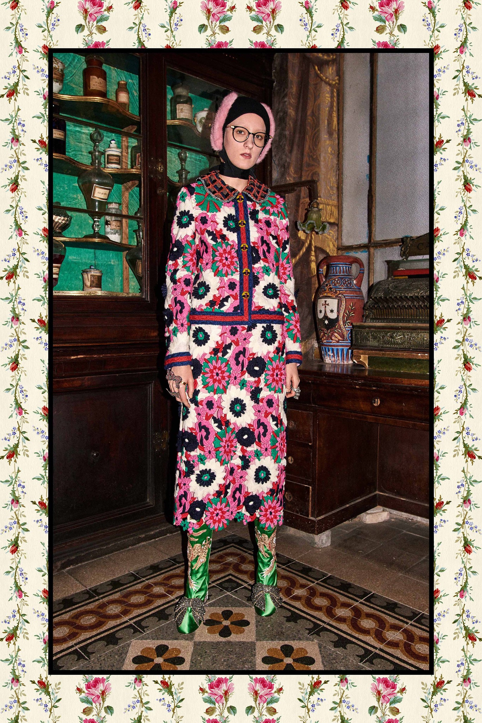 Gucci apresenta pre-fall com patchwork de florais e animal prints ...