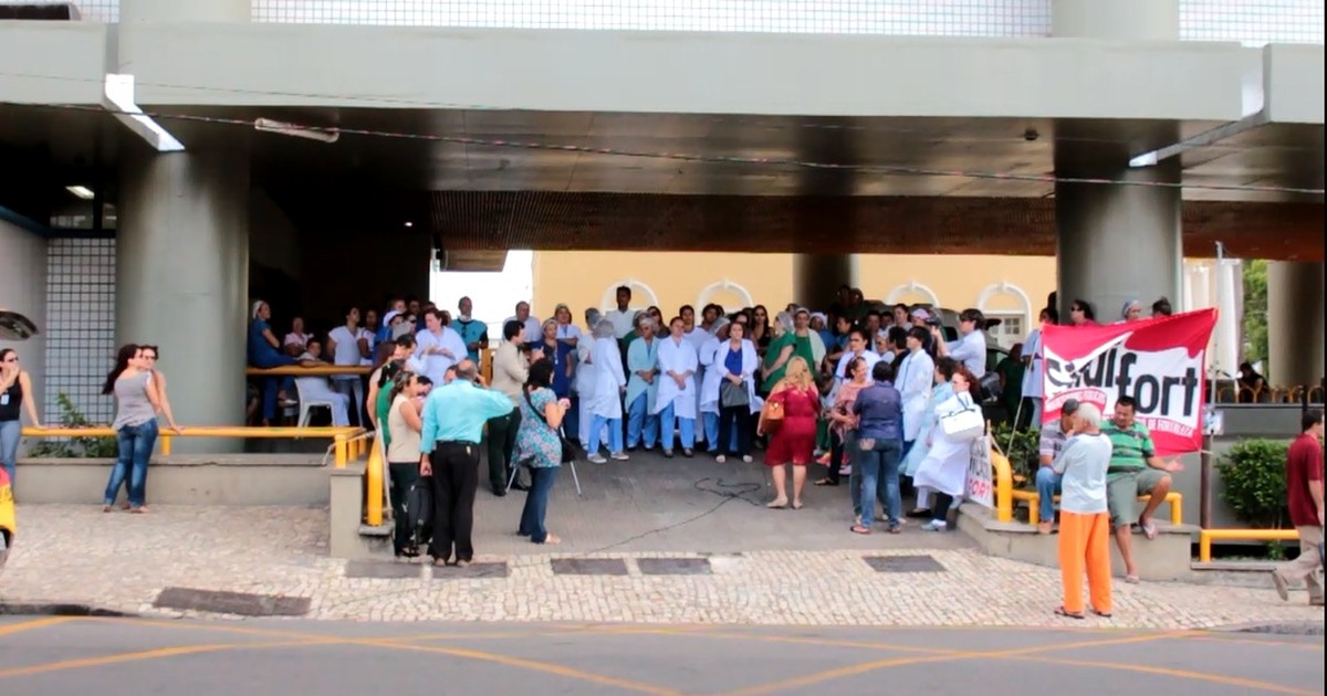 G1 - Em Fortaleza, servidores do hospital IJF paralisam atividades ...