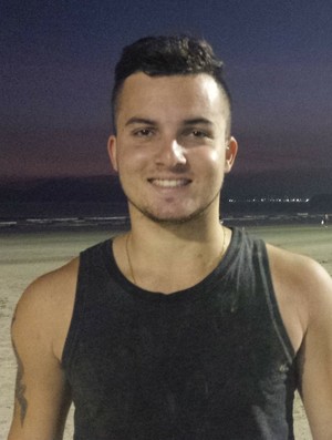 Perto de retorno, Jean Chera lamenta ter saído do Santos: "Pegam pesado"