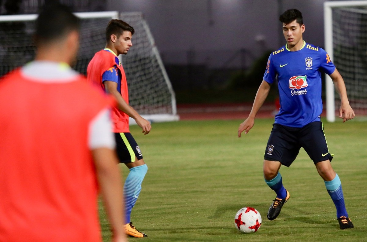 Ruim de derrubar: defesa se consolida no Mundial, e Seleção é a menos ...