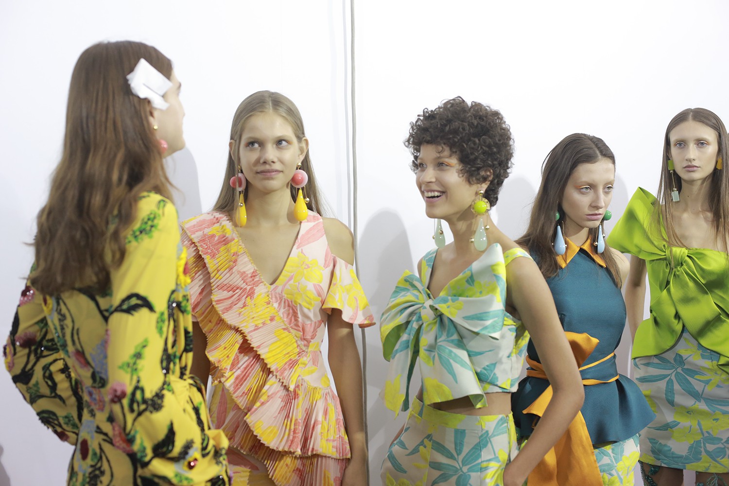 PatBo celebra o Brasil em seu verão 2017 | Desfiles | Vogue