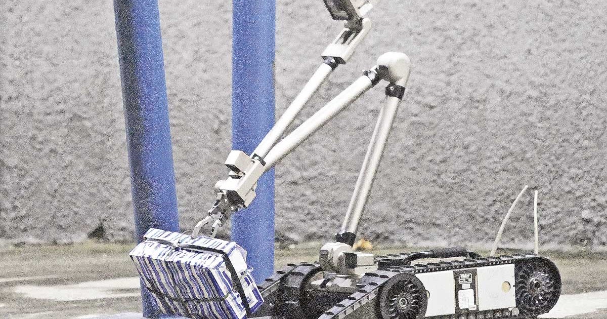 G1 - Robô antibomba reforça equipe da Core para as Olimpíadas Rio 2016 ...