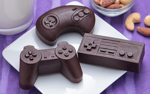 Faça o seu chocolate em formato de joystick de videogames antigos - GQ ...