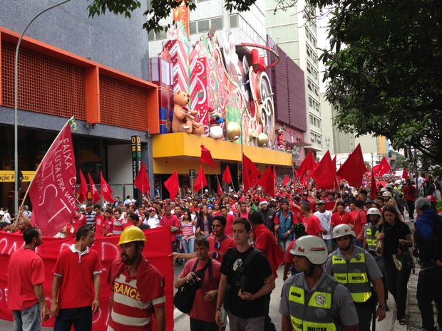 G1 - Sem-teto protestam por moradia em São Paulo - notícias em São Paulo