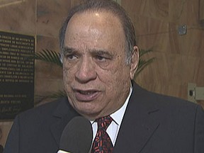 G1 - Ex-ministro Fernando Lyra apresenta piora em quadro clínico, diz ...