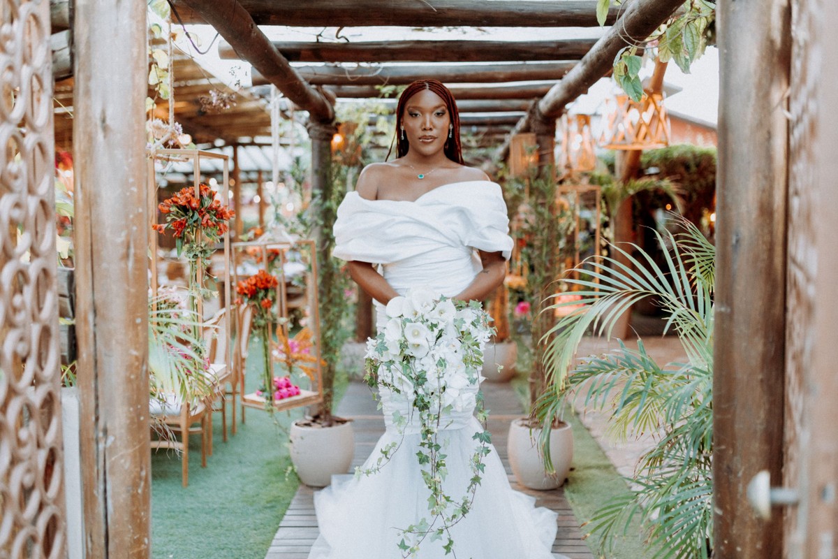 Todos os detalhes do casamento de Majur e Josué Amazonas | Noiva | Vogue