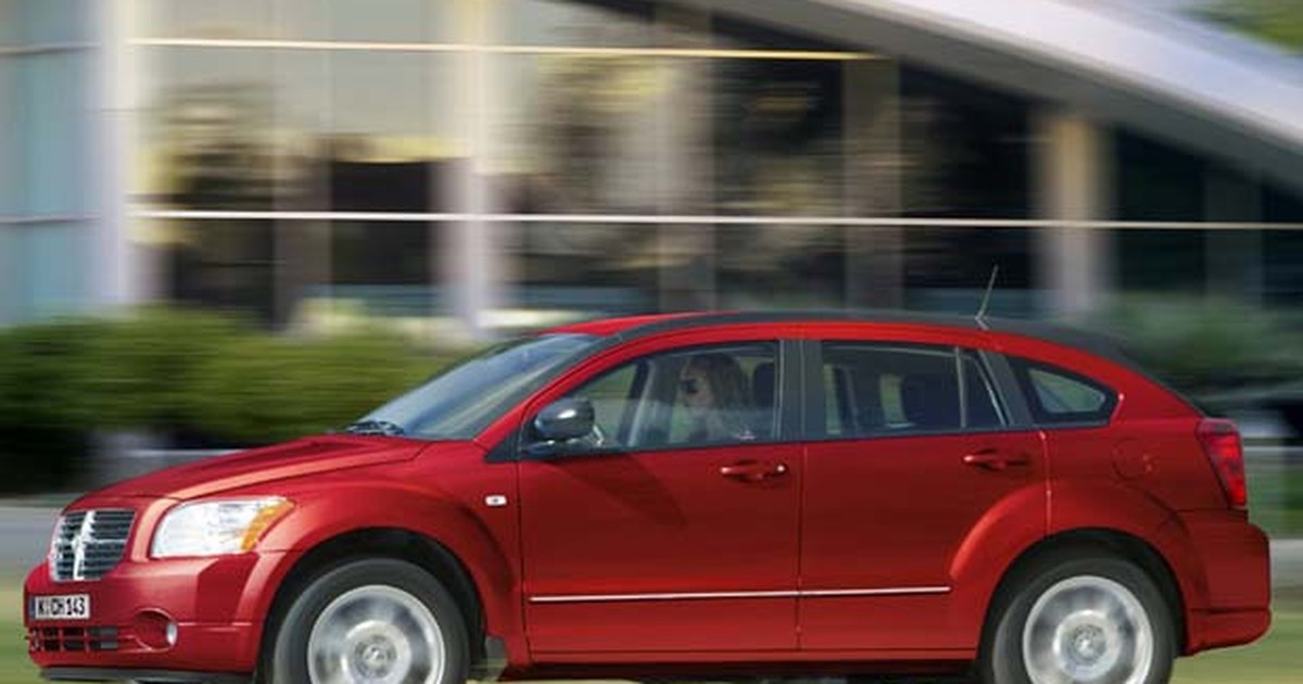 Auto Esporte - Chrysler encerra produção dos Dodge Nitro e Caliber