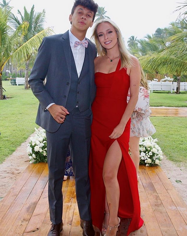 Tata Estaniecki conta os detalhes do casamento de quatro dias com Júlio ...