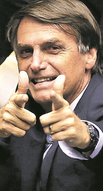Ala da Mocidade vai lembrar gesto de Bolsonaro fazendo arminha com a ...
