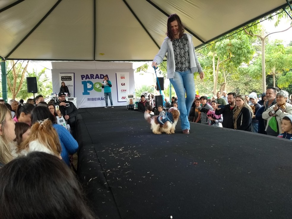 Animais e seus donos lotam a Parada Pet 2019 | Parada Pet Ribeirão ...