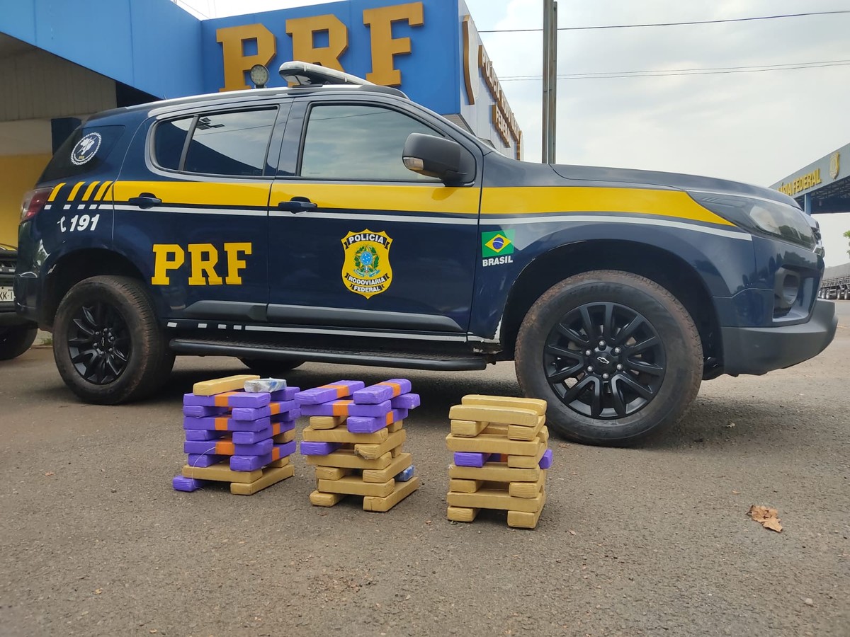 Passageiro é Preso Após Polícia Encontrar Mais De 30 Kg De Maconha
