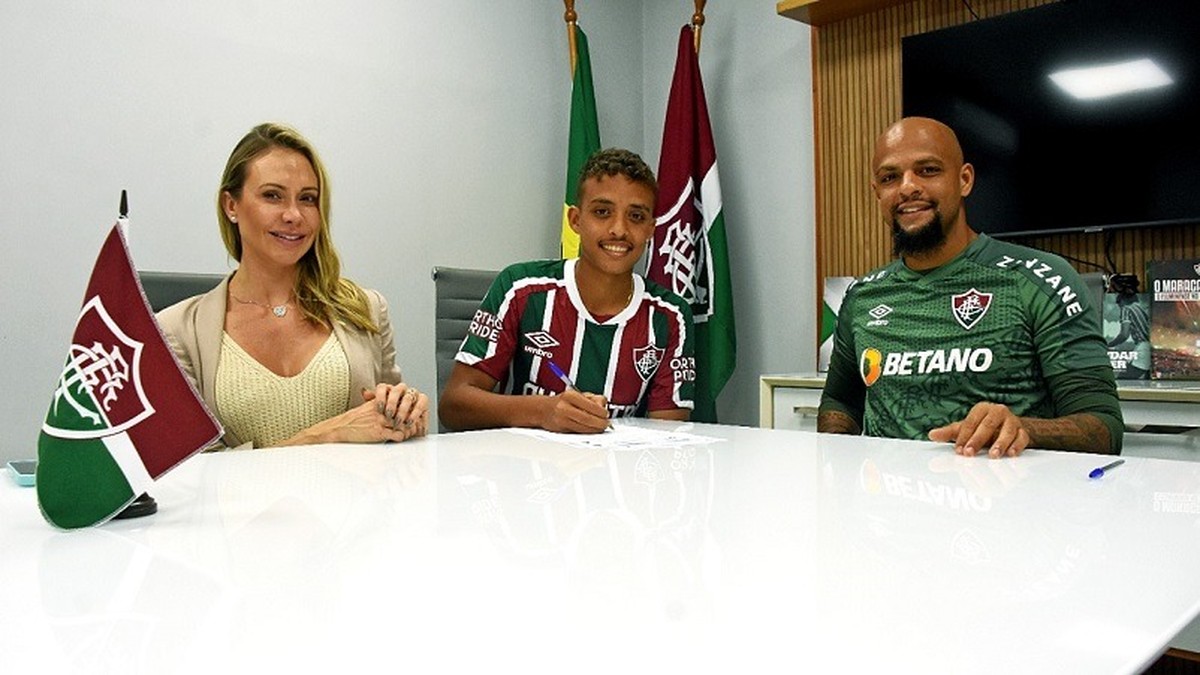 Filho de Felipe Melo é contratado pelo Fluminense e assina até 2025