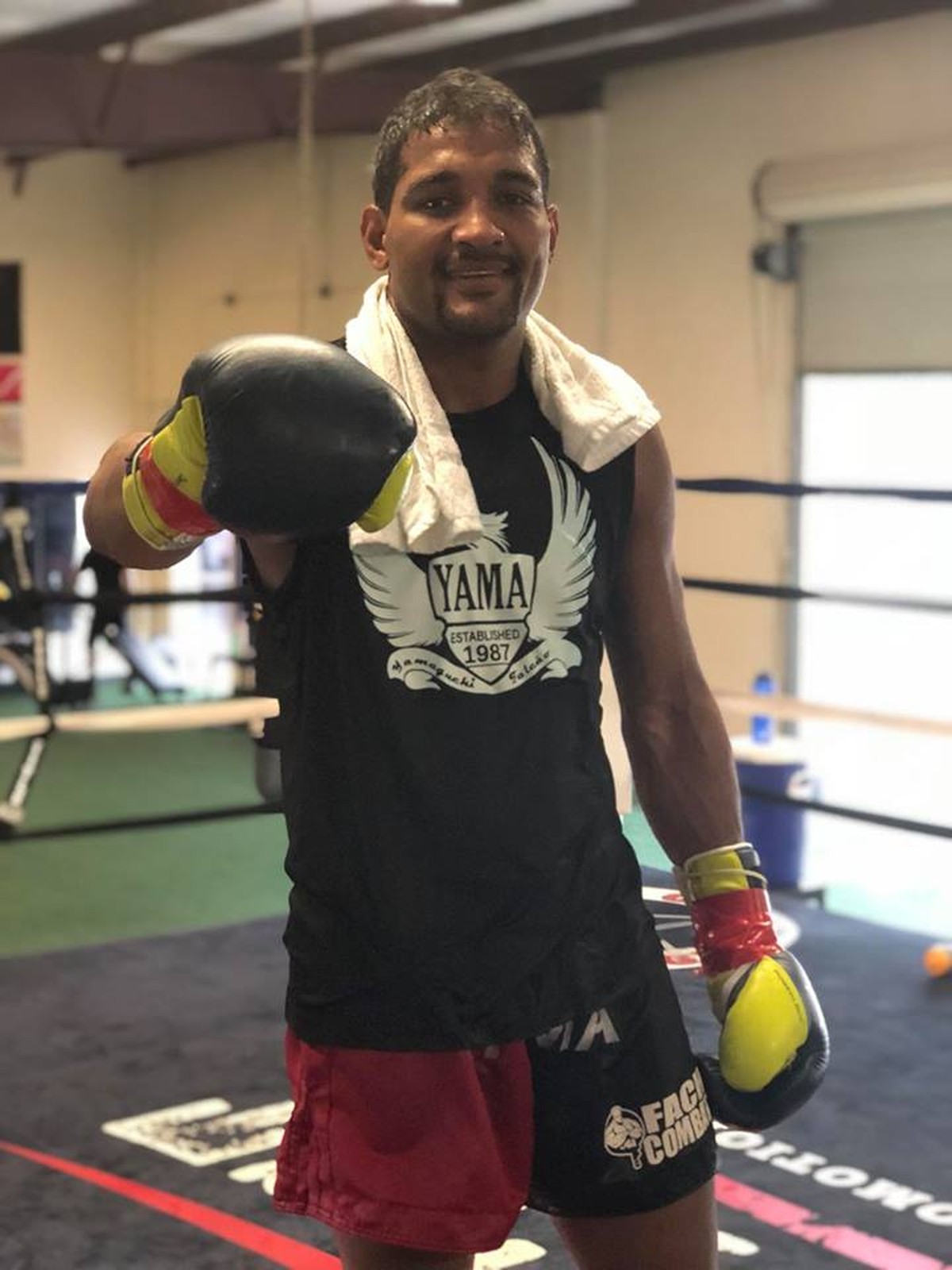 Yamaguchi foca em Espadas, mas ainda fala de Demetrius: "Tem medo ...