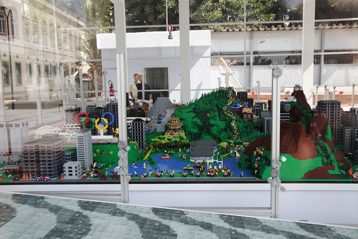 Boulevard Olímpico, no Porto, terá Lego gigante reproduzindo o Rio ...