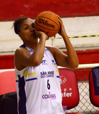 Plutin supera choque de realidades e alcança sucesso em mundos distintos