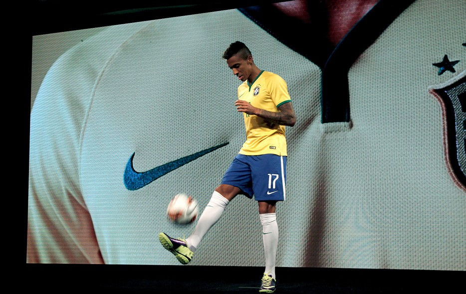 FOTOS: Novo uniforme da Seleção em detalhes - fotos em seleção brasileira