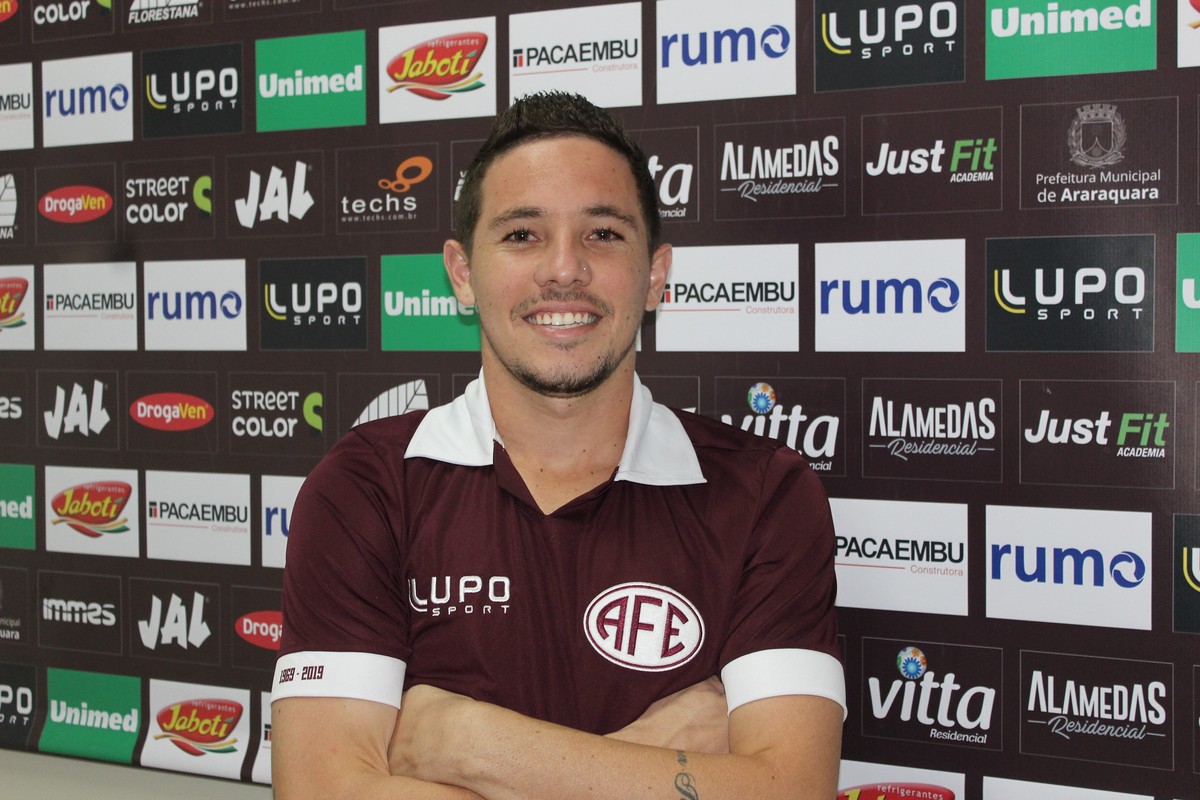 Botafogo-PB contrata Fernando Jr., lateral-esquerdo ex-São Bernardo; o ...