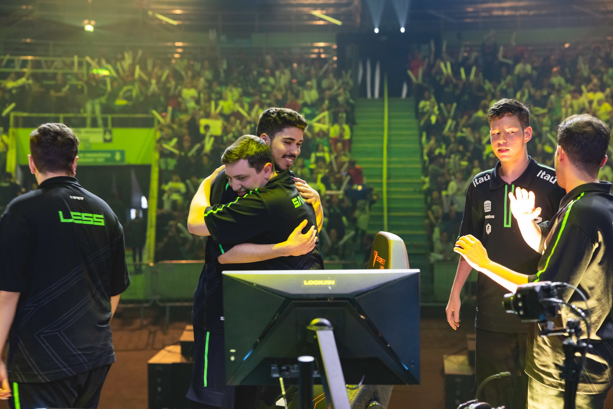 VCT LOCK IN: LOUD vence NRG em jogo dramático e vai à semifinal ...