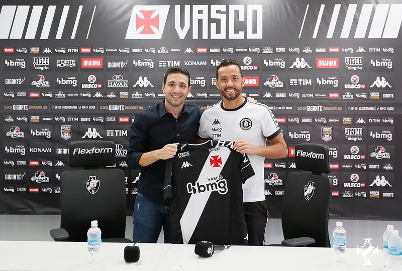 Nenê tenta definir legado no Vasco em partida que vale retorno à Série A