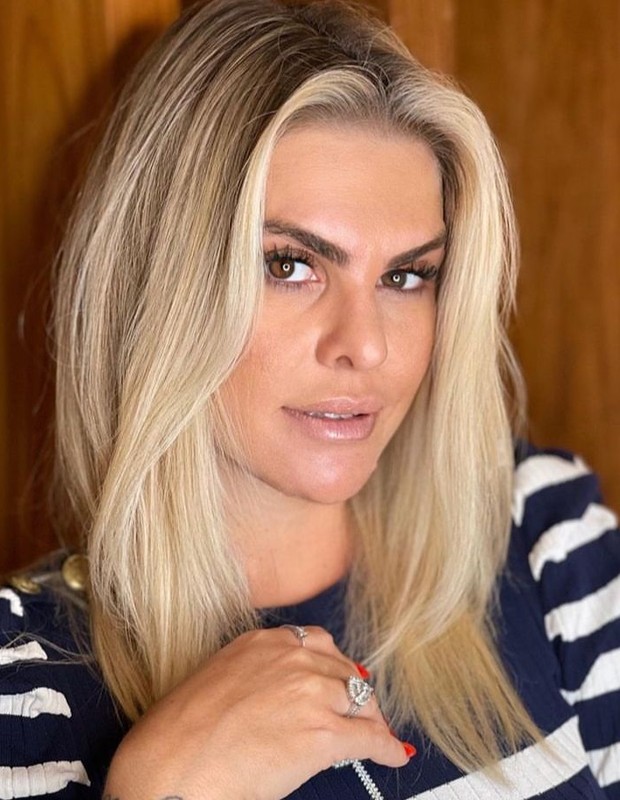 Livia Lemos troca vida pública pelo anonimato: "O ego é muito ...