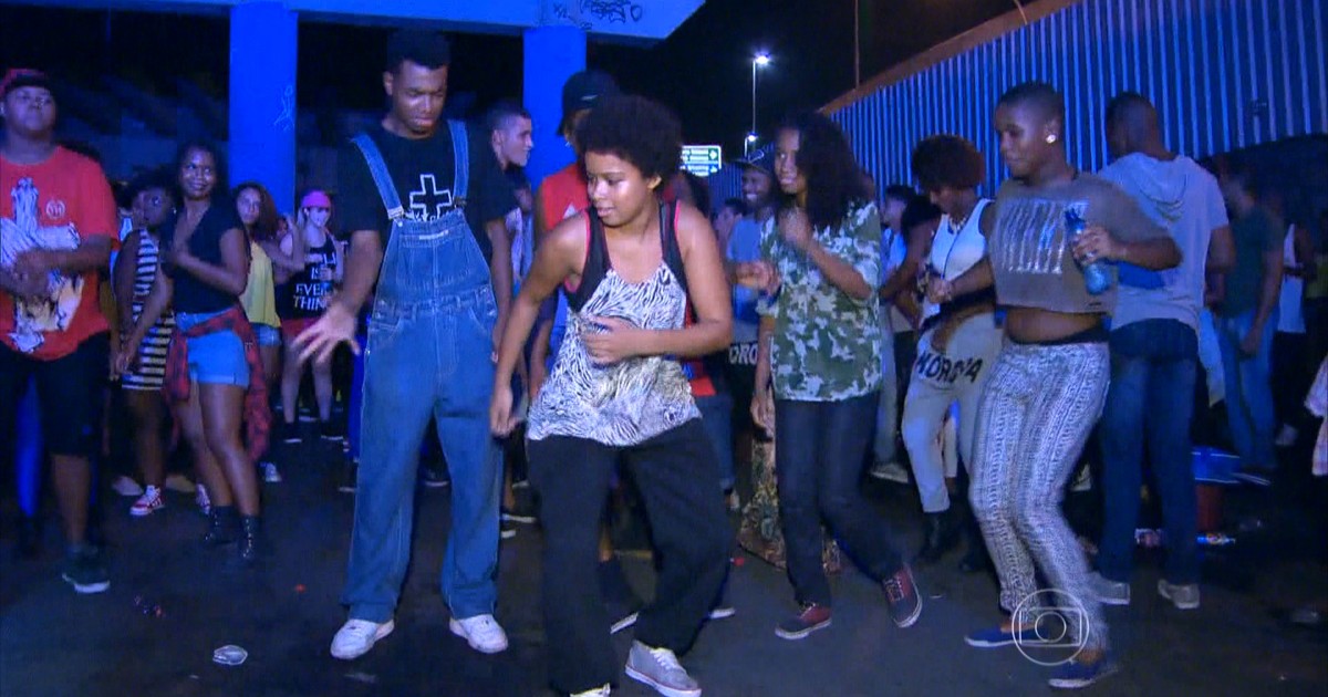 Jornal da Globo - Charme e funk nasceram nas favelas cariocas e ...