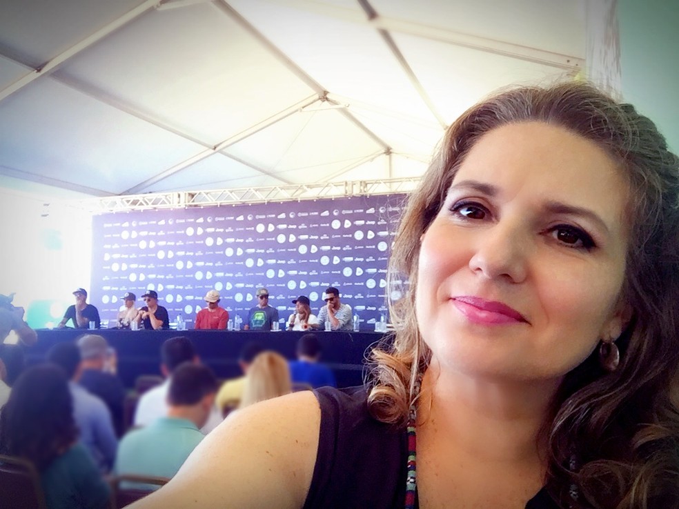 Vanessa Faro na cobertura da etapa brasileira do Circuito Mundial de ...