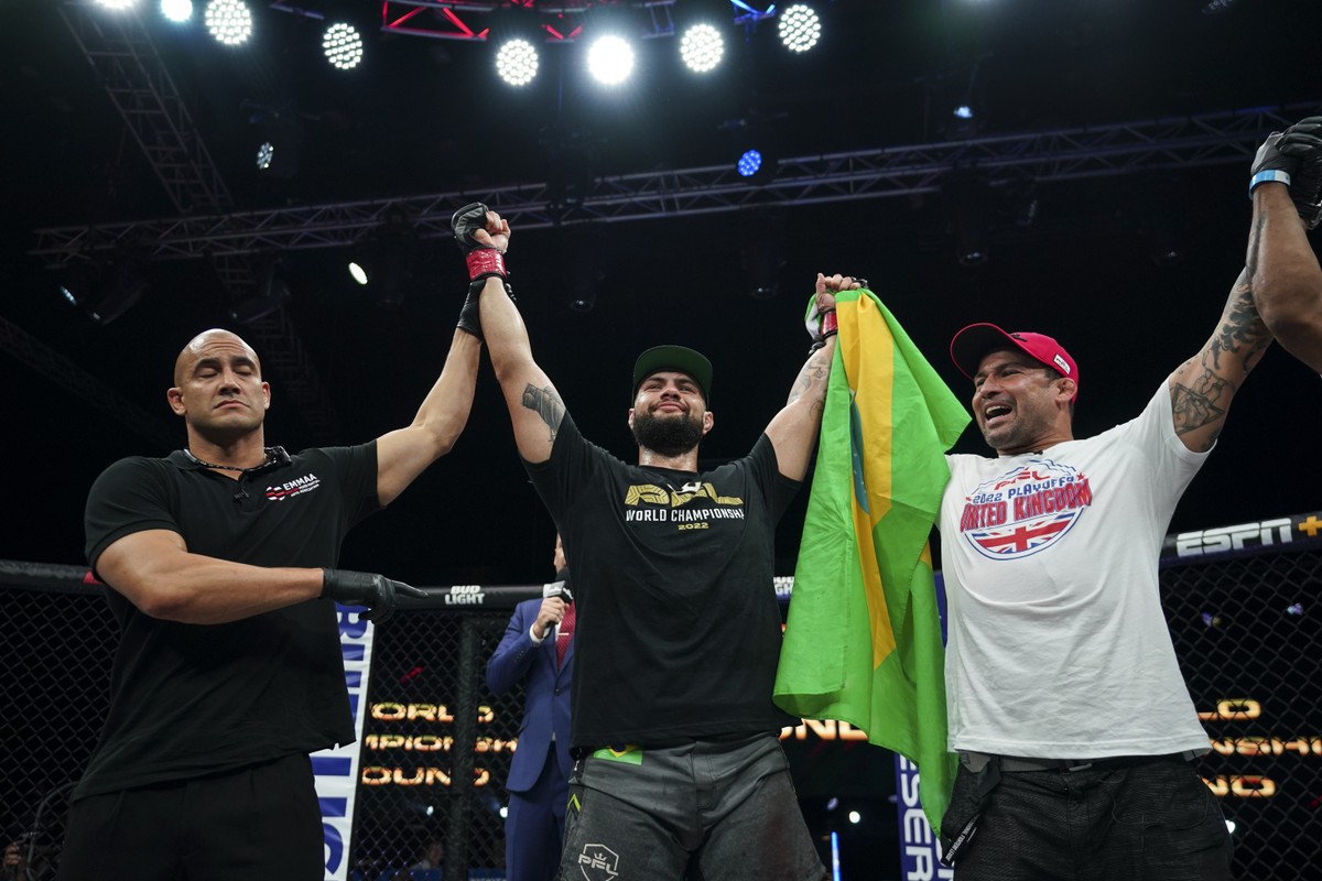 Suplente, Matheus Buffa surpreende e vai à final da PFL | combate | ge