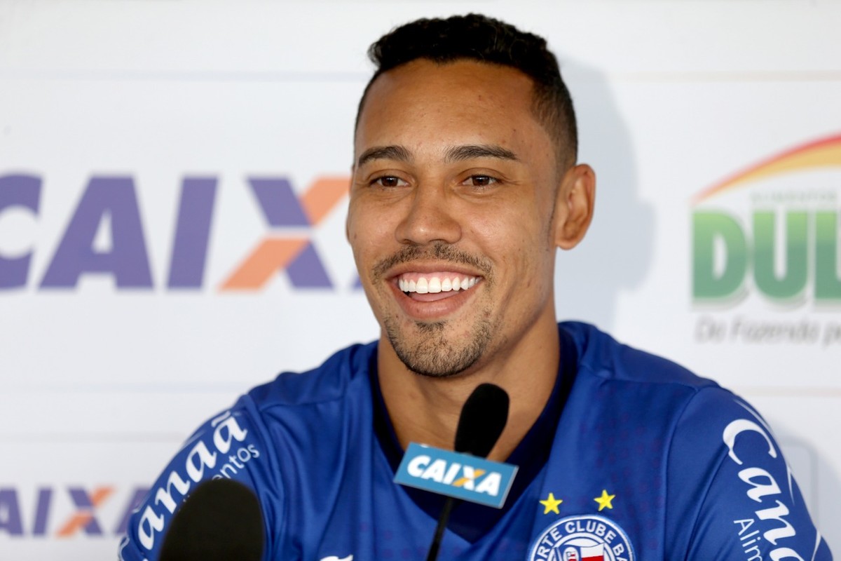 Com pai pé quente e fim do jejum de gols, Edigar Junio garante retorno ...