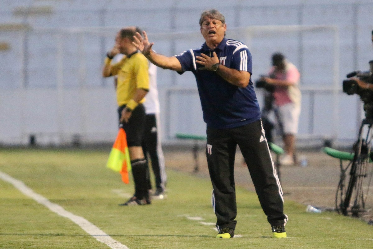 Veiga, Lopes ou Condé: quem é o melhor técnico do Botafogo-SP da última ...