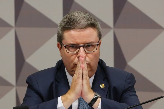 Cresce no Palácio do Planalto apoio para que Anastasia assuma vaga do ...