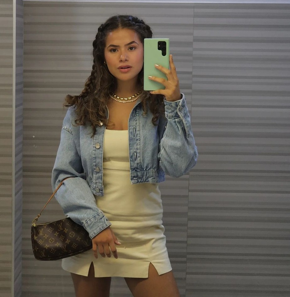 Com bolsa de grife, Maisa mostra passeio com amigas e recebe elogio de Juliana Paes: 'Linda'