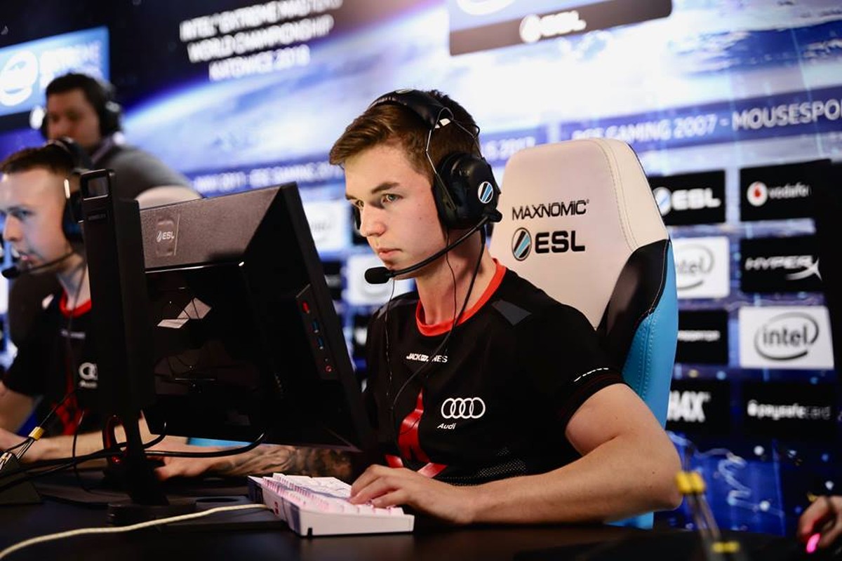 Crosshair do dev1ce no CS:GO: veja como ter a mira do jogador | Atletas ...