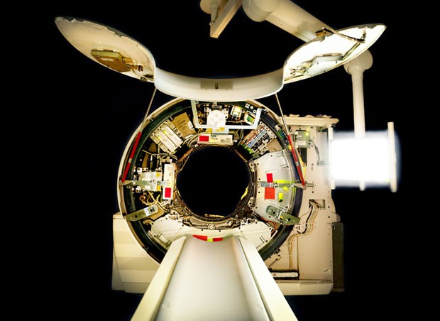 G1 - Ensaio revela a estranha beleza das máquinas que salvam vidas ...