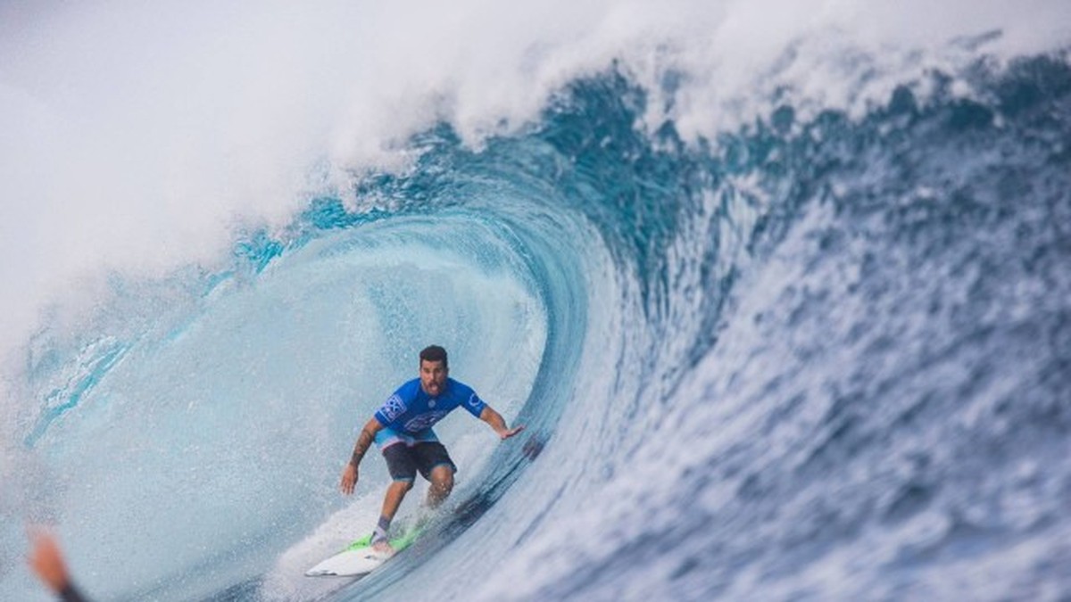 Veja cinco praias paradisíacas para surfar pelo mundo | Viagem e ...