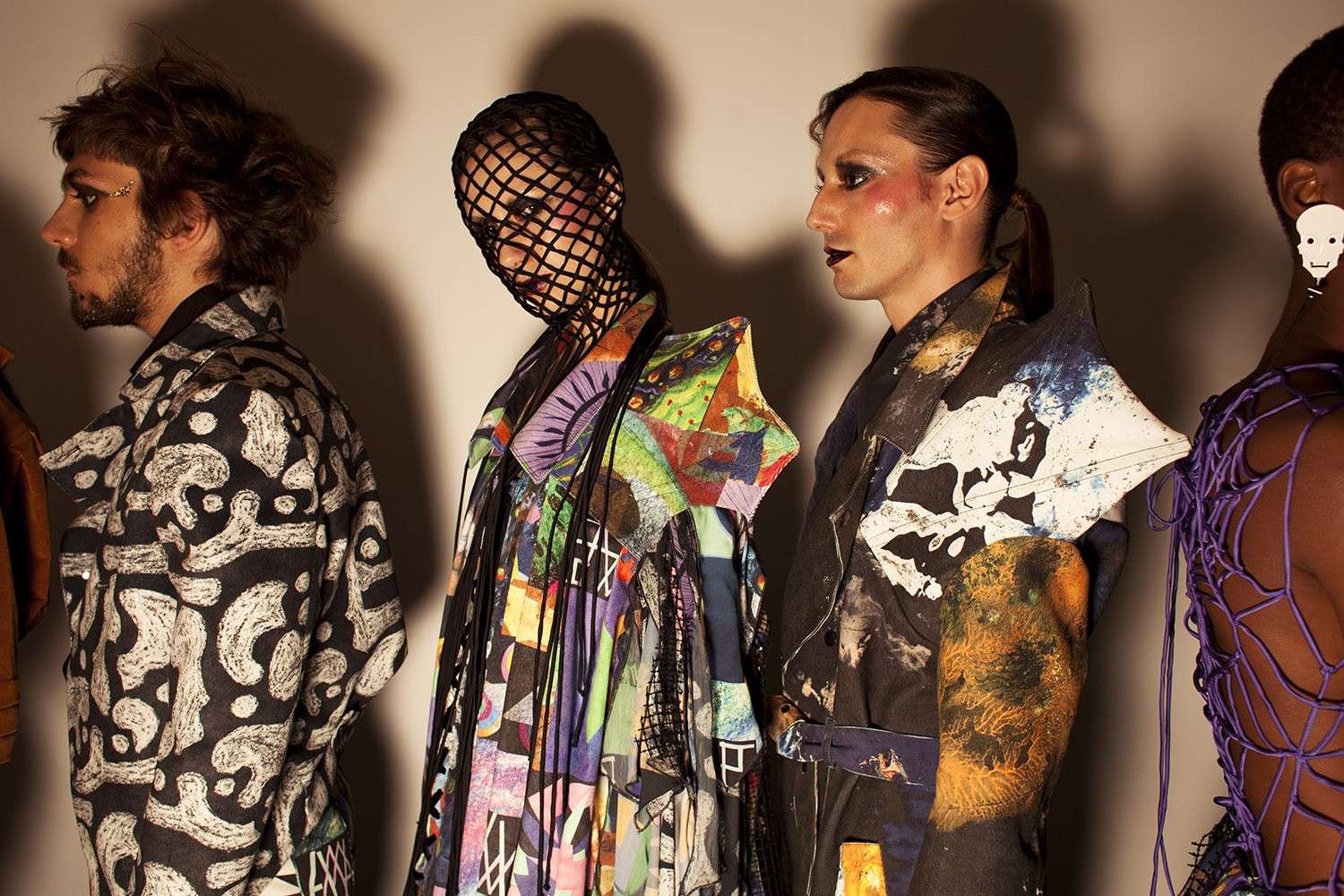 Amapô encerra a temporada de inverno 2016 do SPFW | Desfiles | Vogue