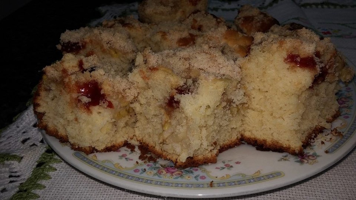 BOLO CUCA DE BANANA COM GOIABADA | Bolos | Receitas