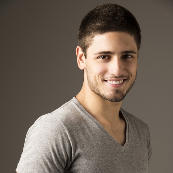 "Já fui muito namorador", diz Daniel Rocha, que viverá mulherengo na TV ...