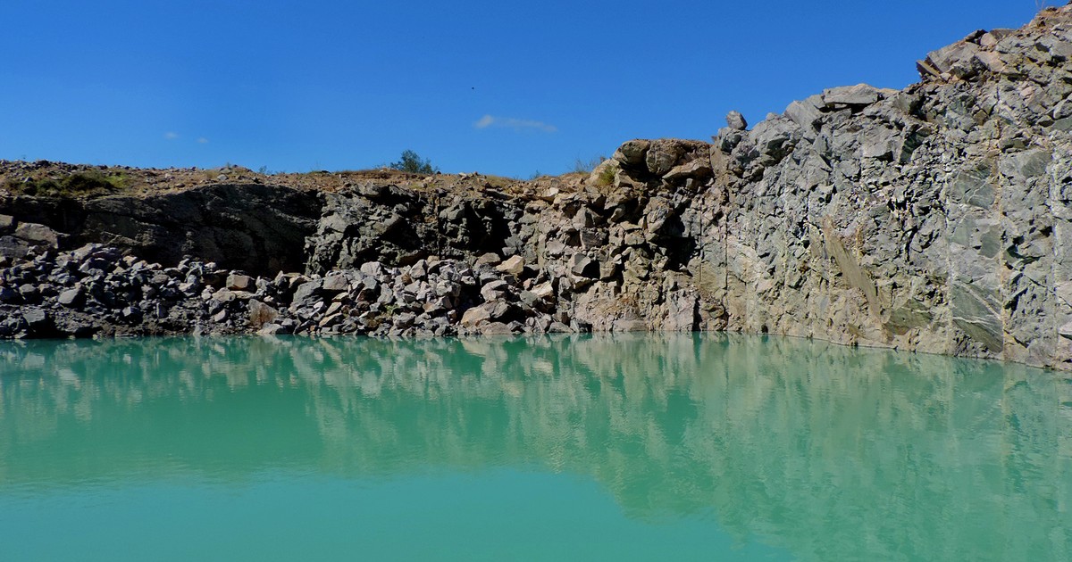 G1 - 'Lagoa Azul' se forma após escavação e faz sucesso no sertão do ...