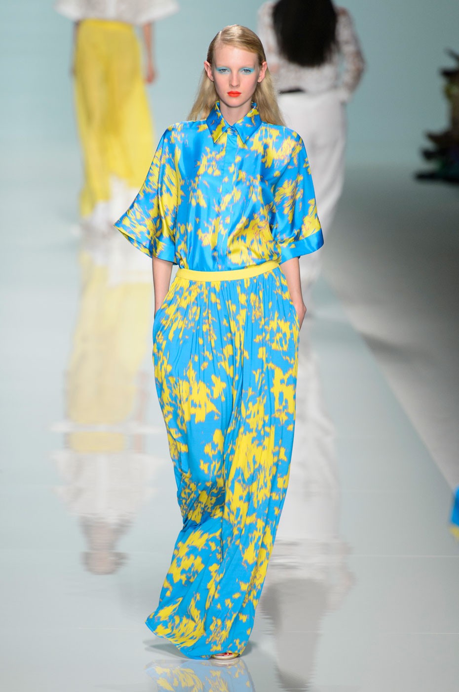 Emanuel Ungaro | Paris | Verão 2015 | Desfiles | Vogue