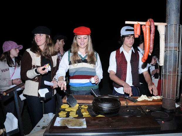 G1 - Serenata Italiana relembra canções dos imigrantes em Venda Nova ...