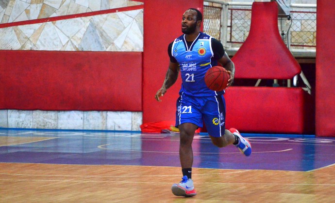 Realizado por jogar no Brasil, Scott Rodgers planeja título com o São José