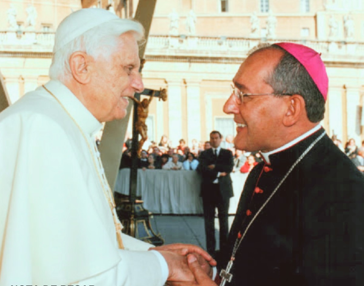 Bento XVI: 'Uma das inteligências mais prodigiosas do nosso tempo', diz ...