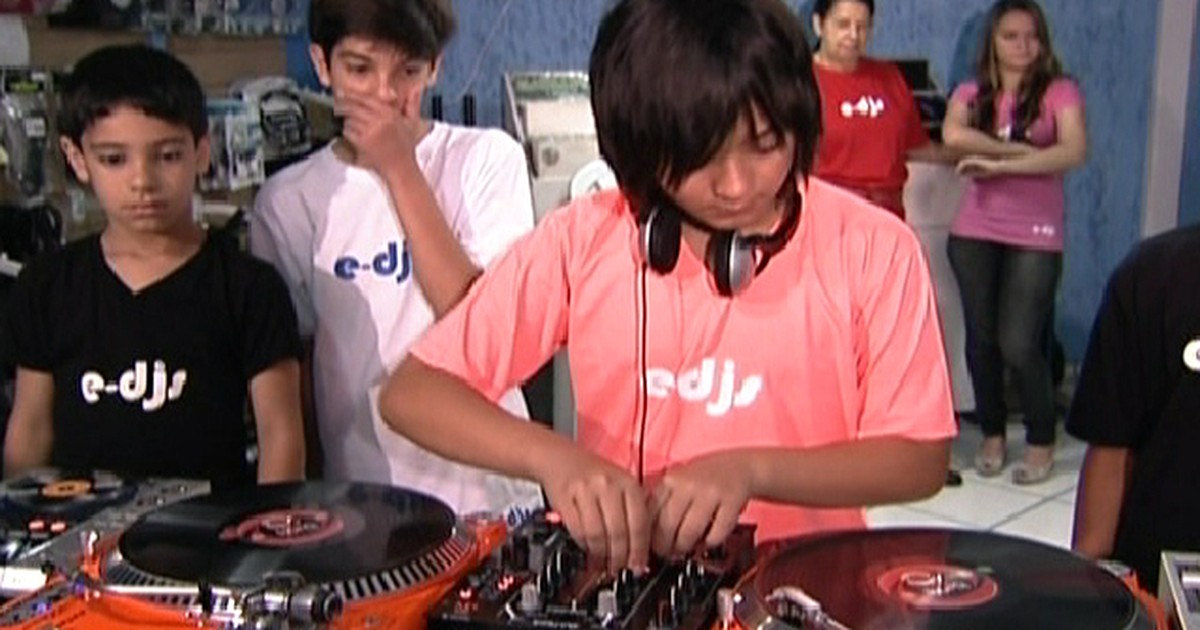 G1 - Curso de DJs para crianças é oferecido nas férias escolares em SP ...