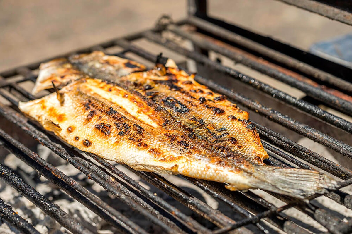 Páscoa e Sexta-feira Santa: veja 7 peixes para assar na brasa ...