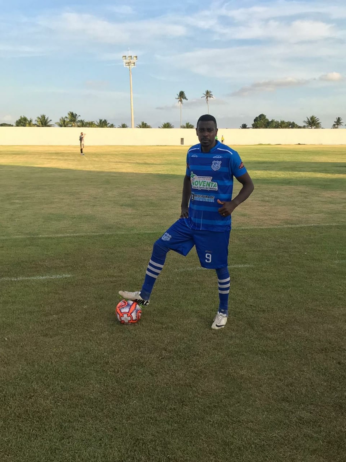 Amauri espera manter boa média de gols que teve na preparação ...